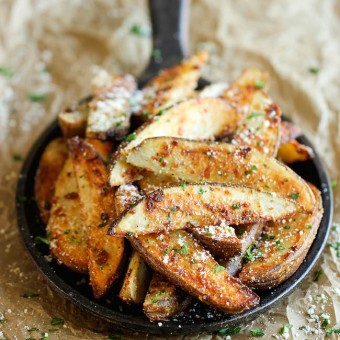 Garlic Parmesan Fries - Damn Delicious