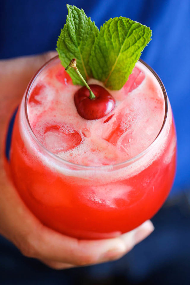 Sparkling Cherry Lemonade - Damn Delicious