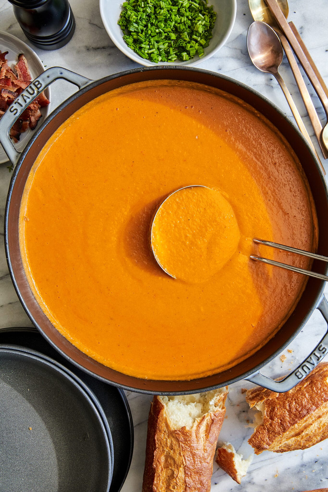 Roasted Butternut Squash and Bacon Soup - Damn Delicious