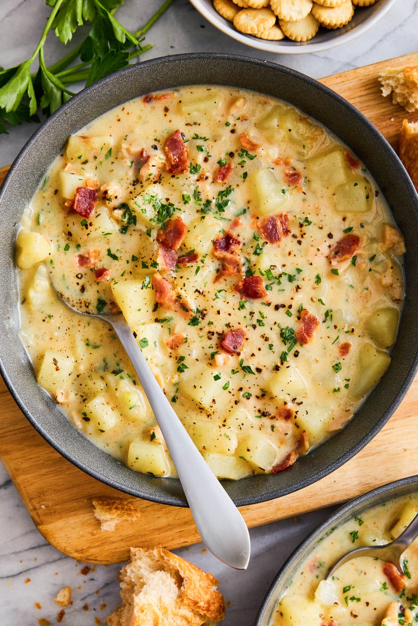 Easy Clam Chowder - Damn Delicious