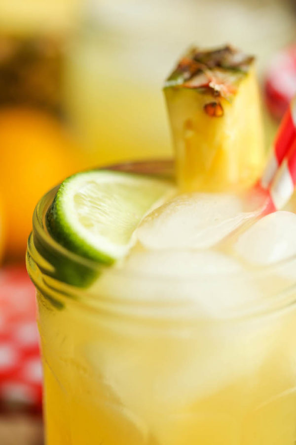 Pineapple Lemonade - Damn Delicious