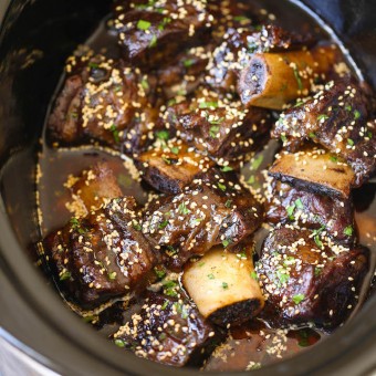 Slow Cooker Asian Short Ribs - Damn Delicious