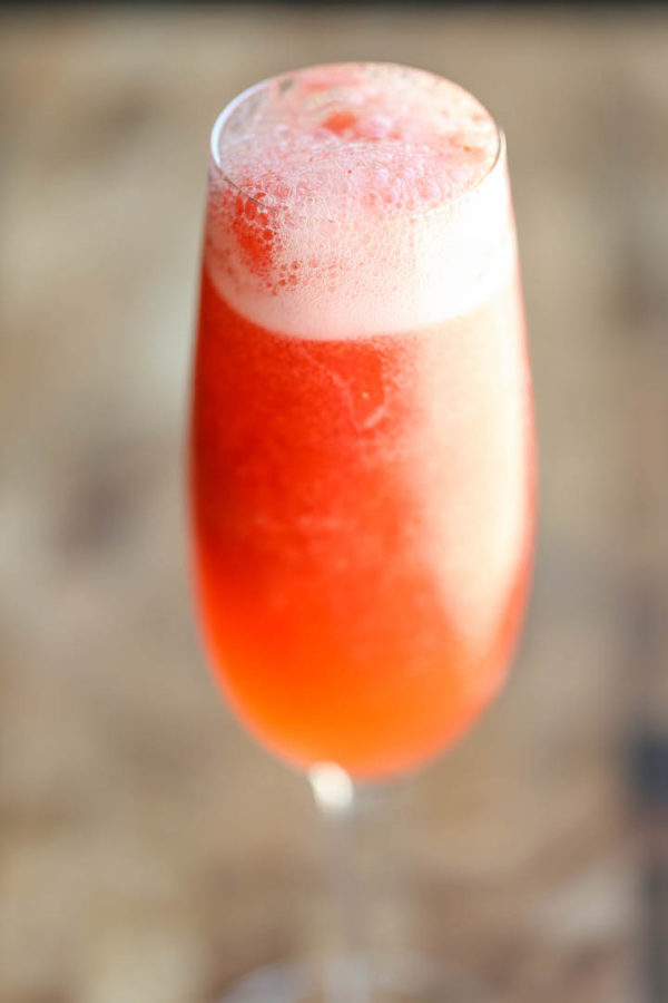 Strawberry Lemonade Bellini - Damn Delicious