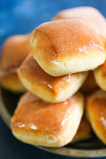 Texas Roadhouse Rolls - Damn Delicious