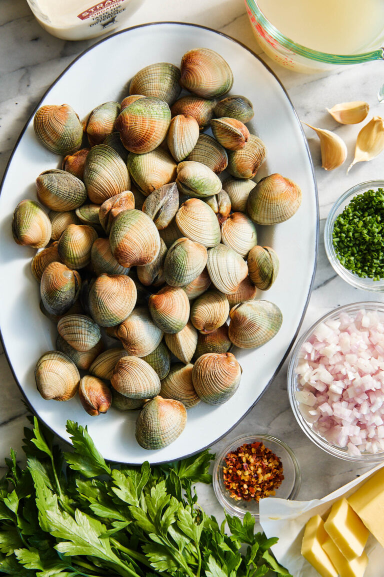 Garlic Butter Clams with White Wine Cream Sauce - Damn Delicious