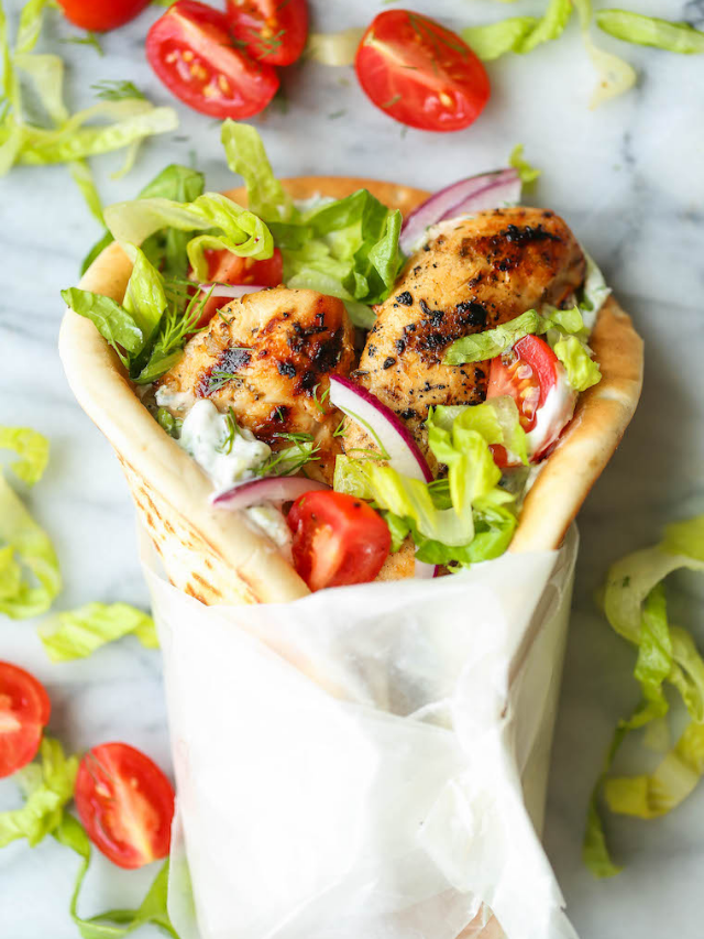 EASY CHICKEN GYROS RECIPE - Damn Delicious