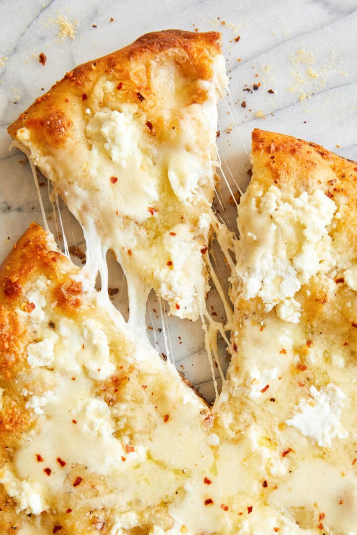 White Pizza Recipe | No Sauce, All Cheese, Extra Flavor